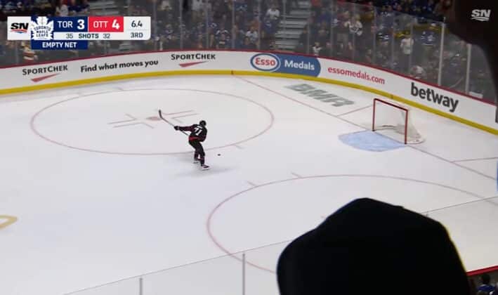 Ridley Greig tykitti lämärin tyhjään maaliin - Morgan Rielly tilttasi ...